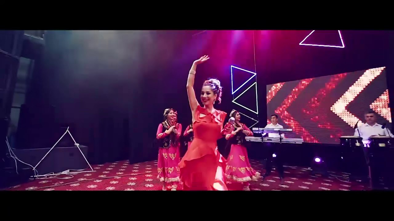 Mariam Wafa -KAJAK Abro Live - YouTube