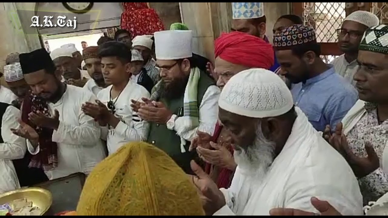 Baba taj qawwali Hashmi Miyan - YouTube
