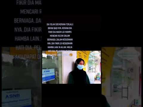 adik aisyah yg baik hati jual kerepek depan maybank