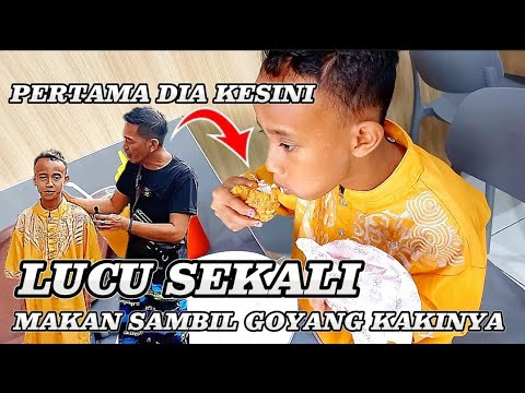 SI AMAT SANGAT MENIKMATI MAKANAN AYAM DI MIMI CHICKEN - YouTube