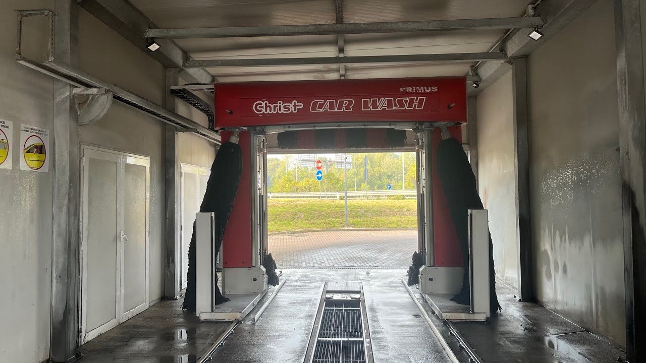 Christ Primus C169 Vitesse Revisit ‘‘Autolavaggio La Perla’’ - YouTube