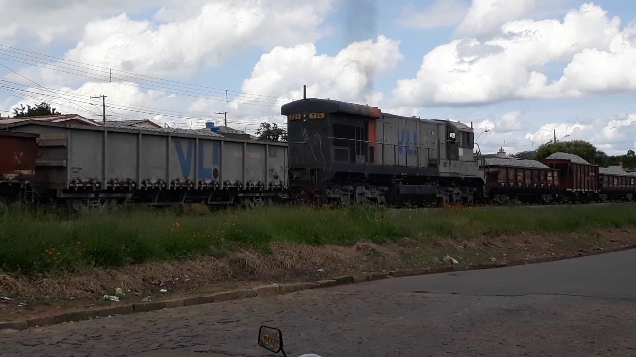 Trem carregado Candeias MG - YouTube
