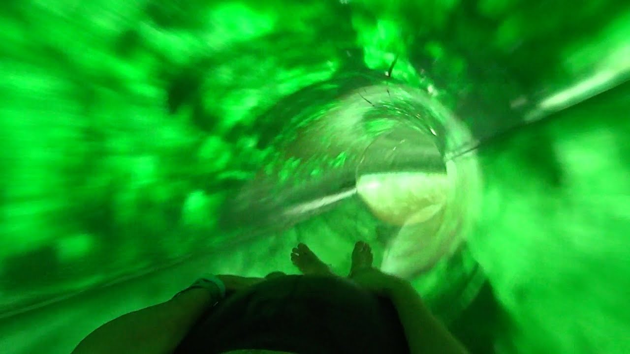 Big Screamer Water Slide at Splashdown Poole - YouTube
