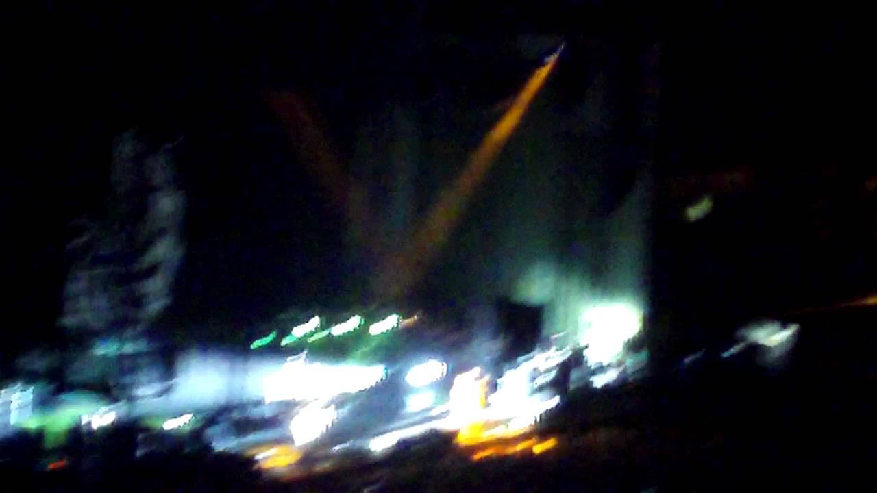 Soundgarden "Hunted Down" 7-30-2011@ The Gorge - YouTube