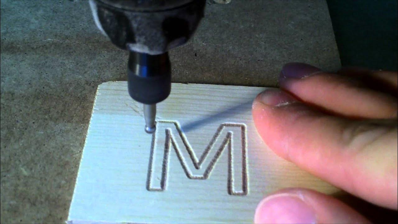 Grabado de una letra con CNC casera - YouTube