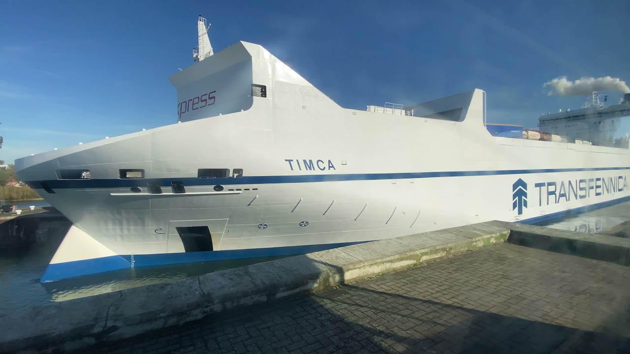 TIMCA RoRo Frachter im Nord-Ostsee-Kanal / Schleuse Kiel-Holtenau - YouTube