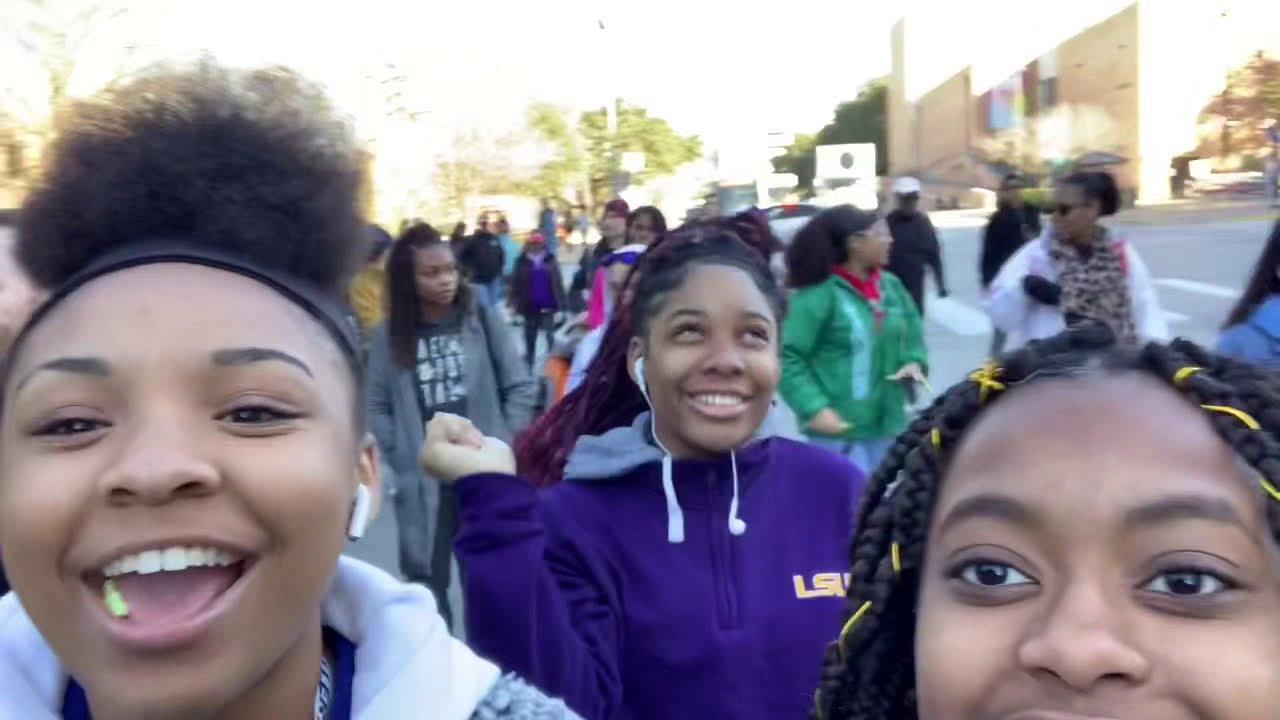 THE MLK PARADE!! *MY FIRST TIME* (Asking Teens A Fact About MLK🤔) - YouTube