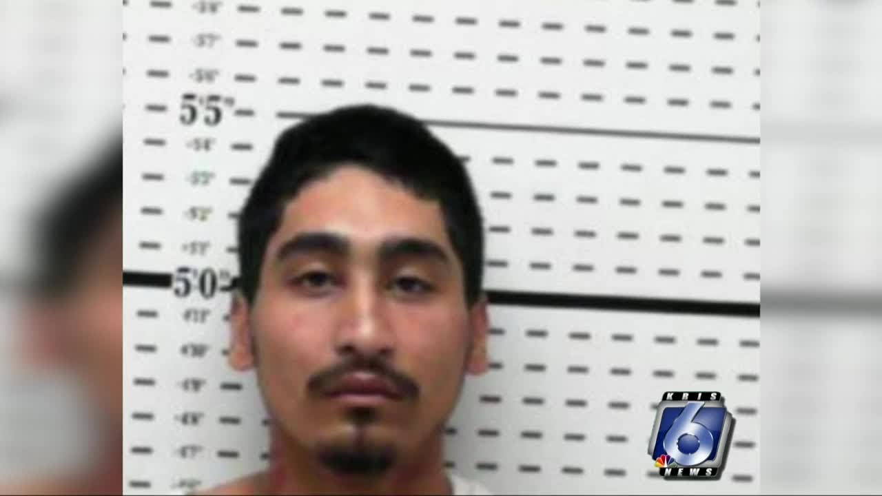 Crosstown murder suspect remains in Jim Wells County Jail - YouTube