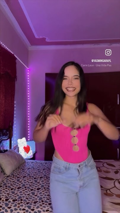 Un Bailecito Por Aquí 😁 Shorts Viral Dancechallenge Cubanas Cubanos Youtubercubana Youtube