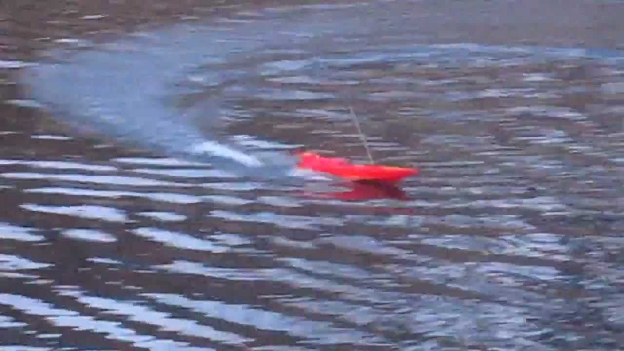 Caliente Speed Boat by Radio Shack - YouTube