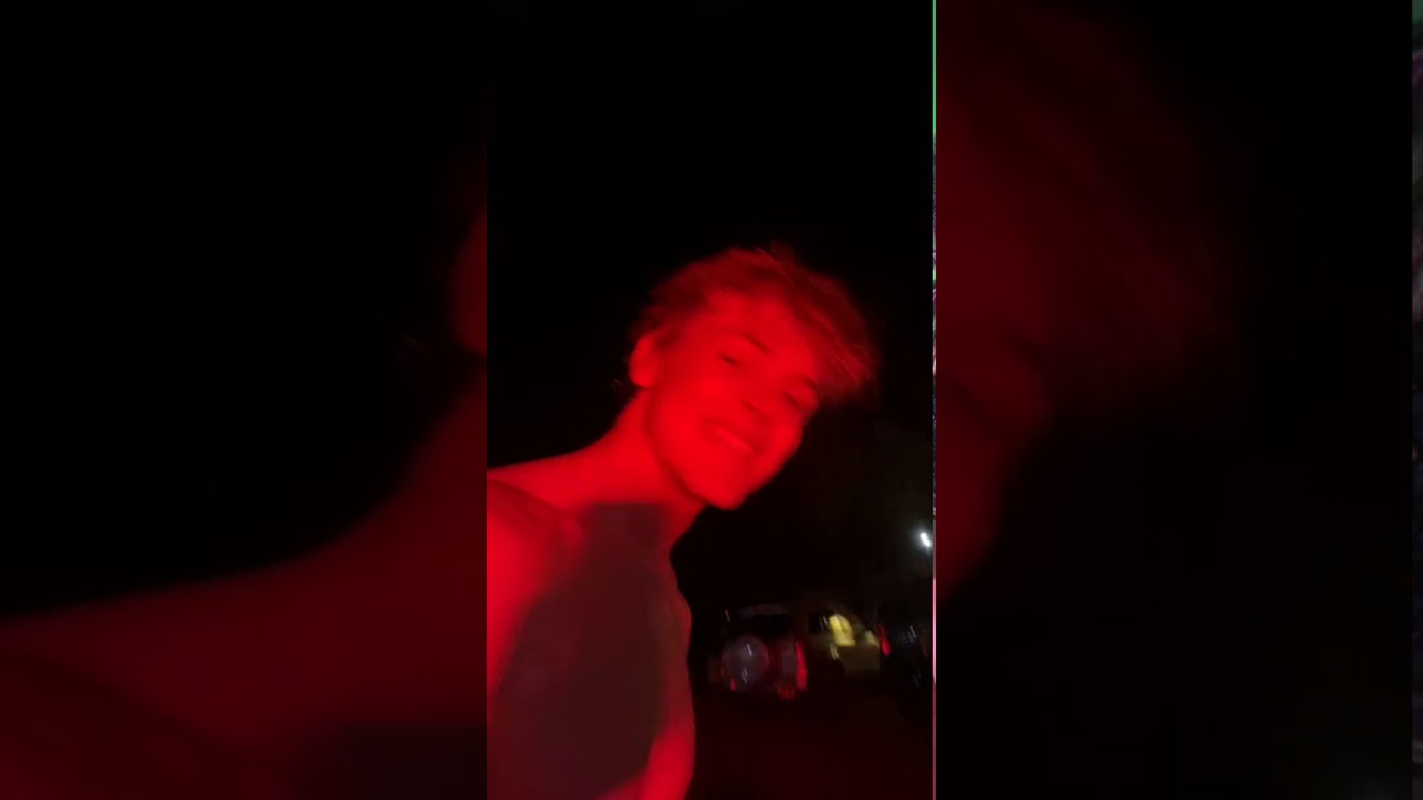 I just wanna give you top at the red light tik tok - YouTube