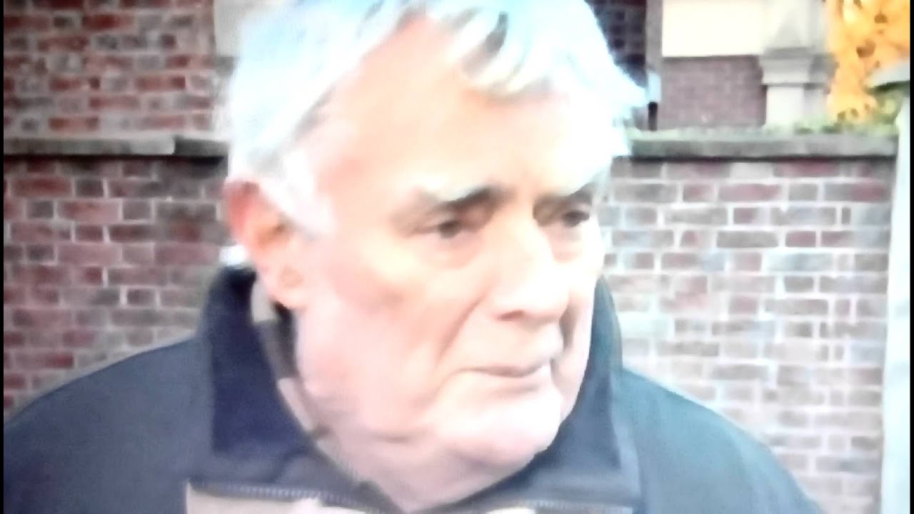 Fair city Charlie and cass Xmas 2015 - YouTube