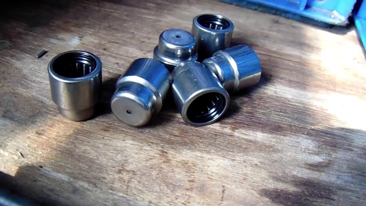 Hxd 06B105313D Audi vw pilot bearing needle bearing - YouTube