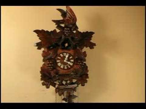 Fox and Crow cuckoo clock - 1236q - YouTube