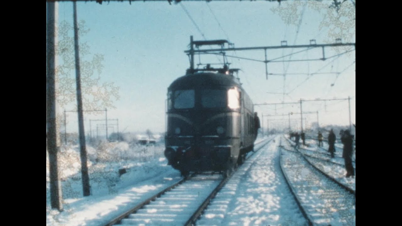 De elektrische locomotief serie 1000 van NS | NS electric locomotive ...