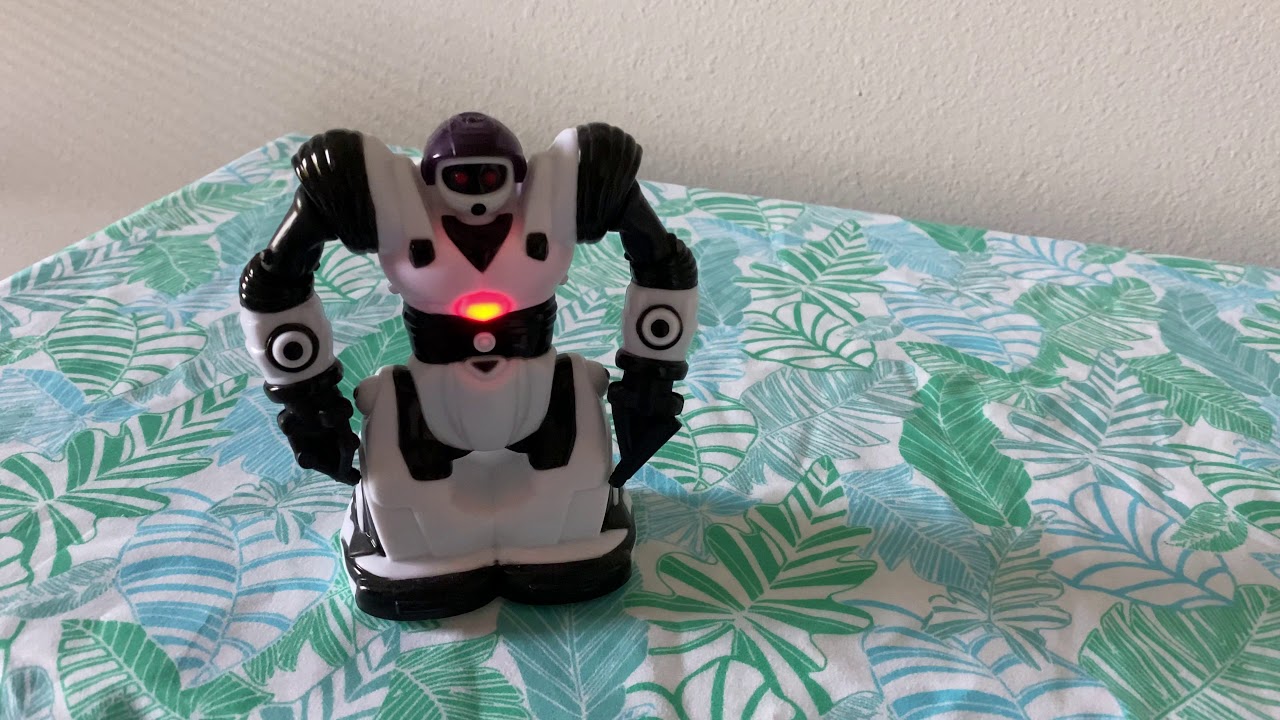 WowWee Robotics - RC Mini Robosapien - White - YouTube