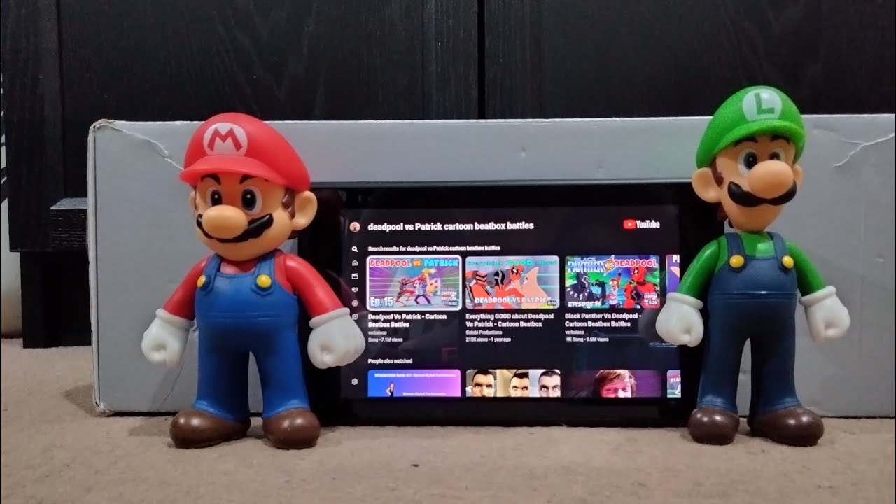 Mario and Luigi Reacts to Deadpool vs Patrick Cartoon Beatbox Battles ...