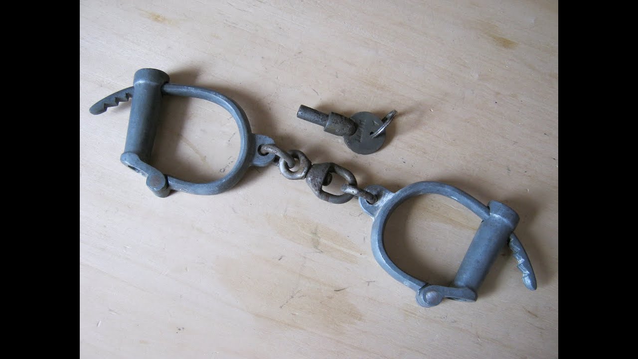 Hiatt Darby Irish Garda Handcuffs Handschellen Fesseln Alu Druckguss ...