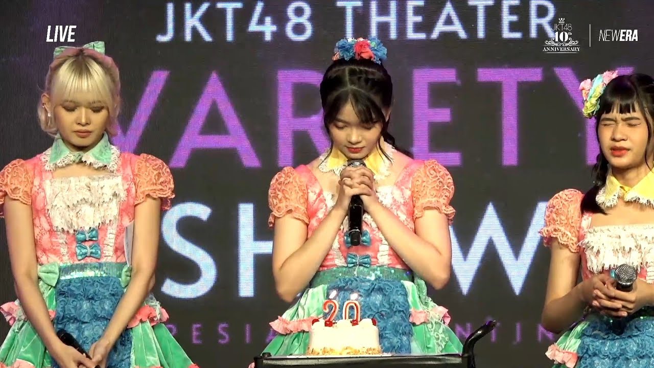 JKT48 Theater Variety Show - VALENTINE EDITION (STS Fiony) - YouTube