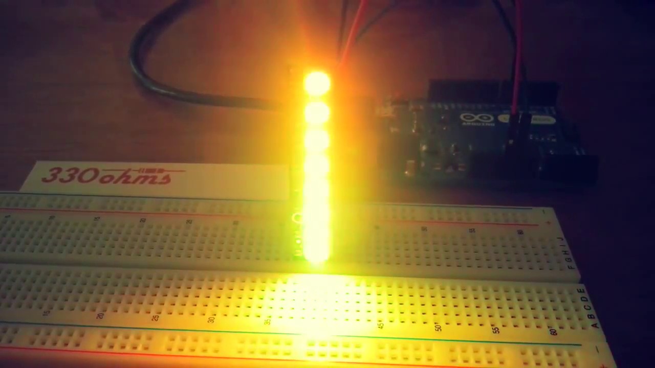 NeoPixel Stick 8 - YouTube