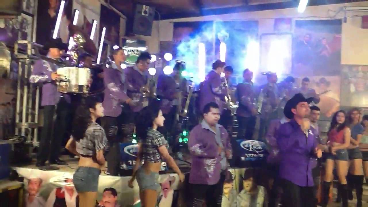 Rigo Marroquin y su Banda Terrones "Por que No Te Atreves" - YouTube