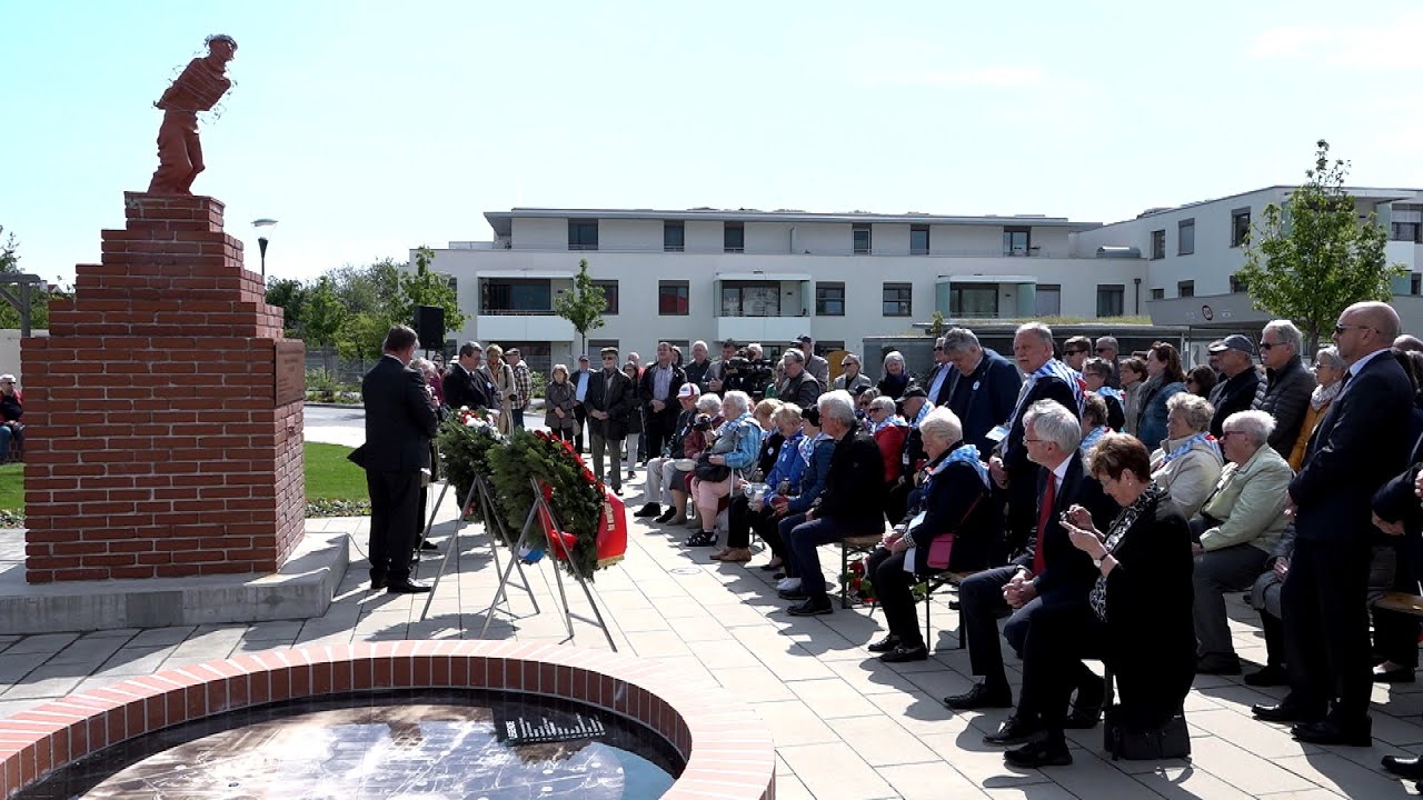 Park der Erinnerung in Wiener Neudorf - YouTube
