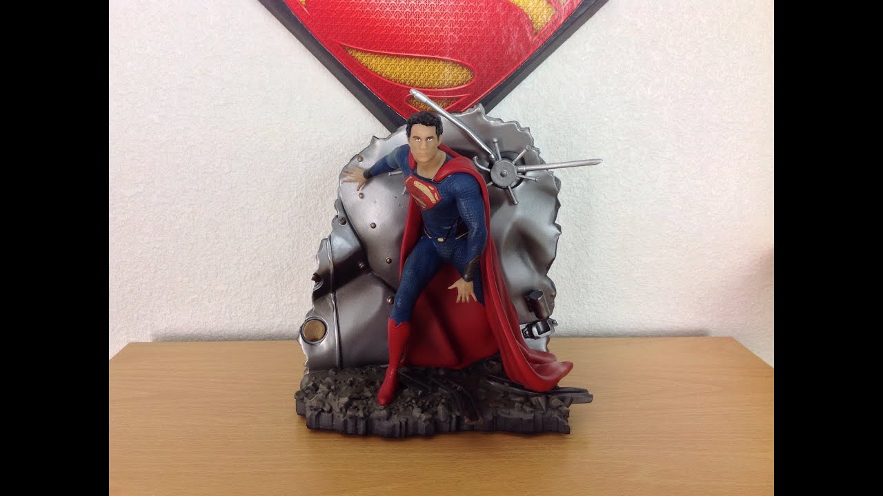 Man of Steel 1/12th Scale Superman Bank Vault Statue Review - YouTube