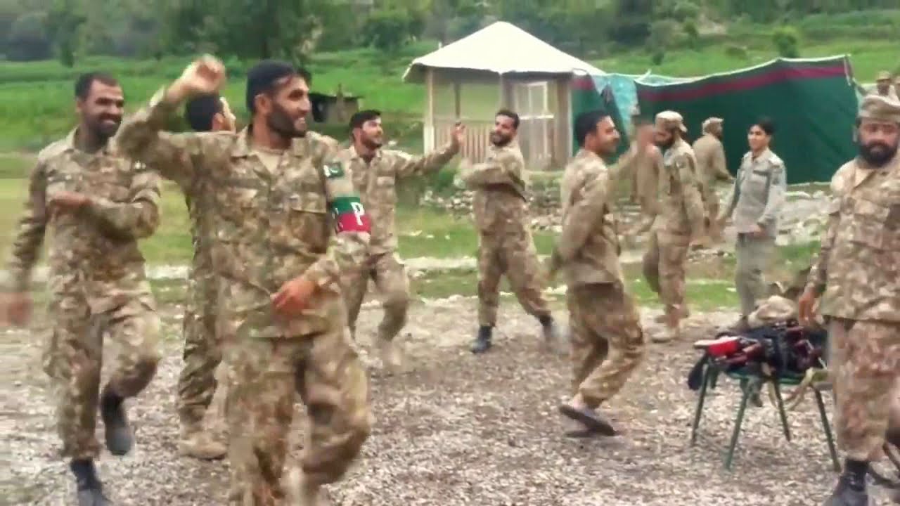 new Pashto dance of Pak army | Pak army dance | Pak army | dance ...