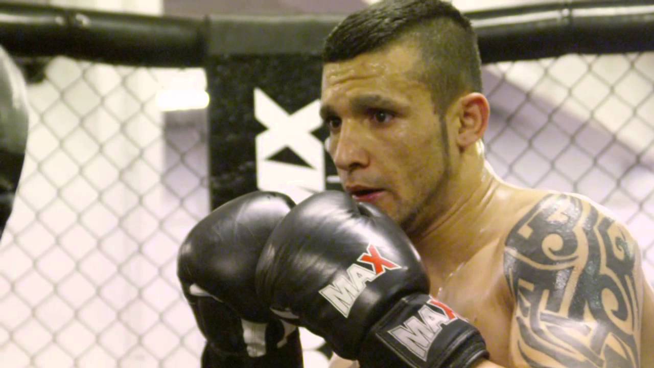 Mario Saeed in training - YouTube