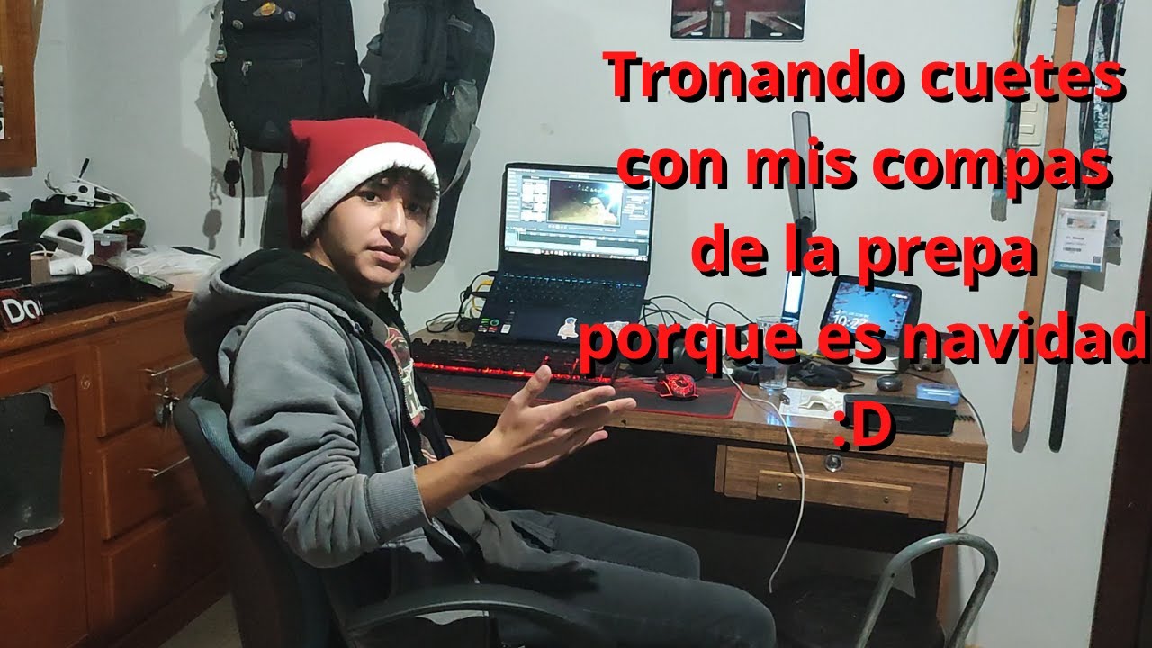 Tronando cuetes con mis compas de la prepa porque es navidad :D - YouTube
