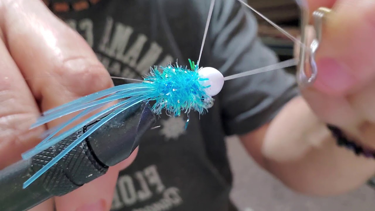 Crappie jig blue bird - YouTube