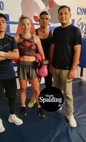 dena from nueva york USA spalding gym de boxeo #teamspalding # ...