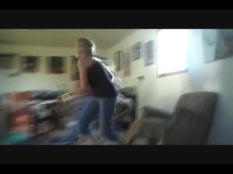 When puppets attack - YouTube