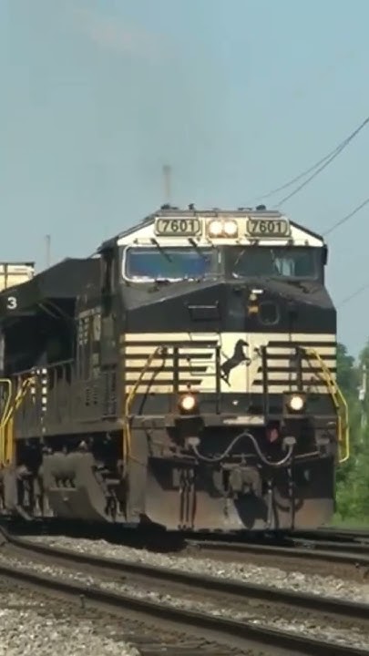 NS 7601 East - YouTube