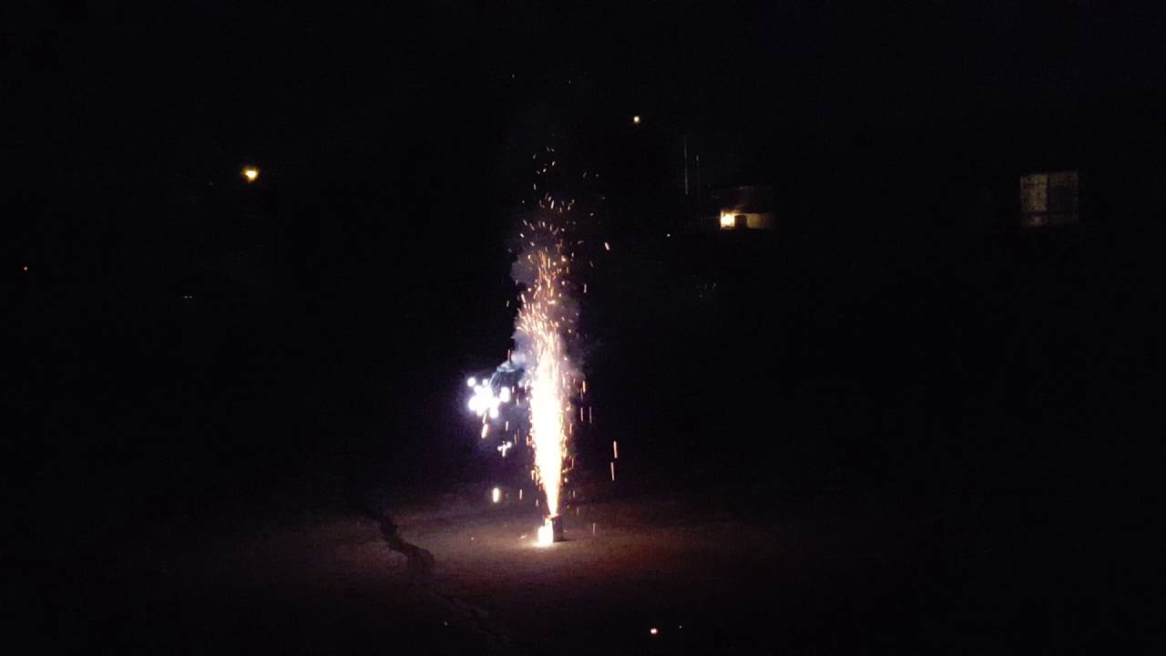tnt fireworks pyro fan fountain demo - YouTube