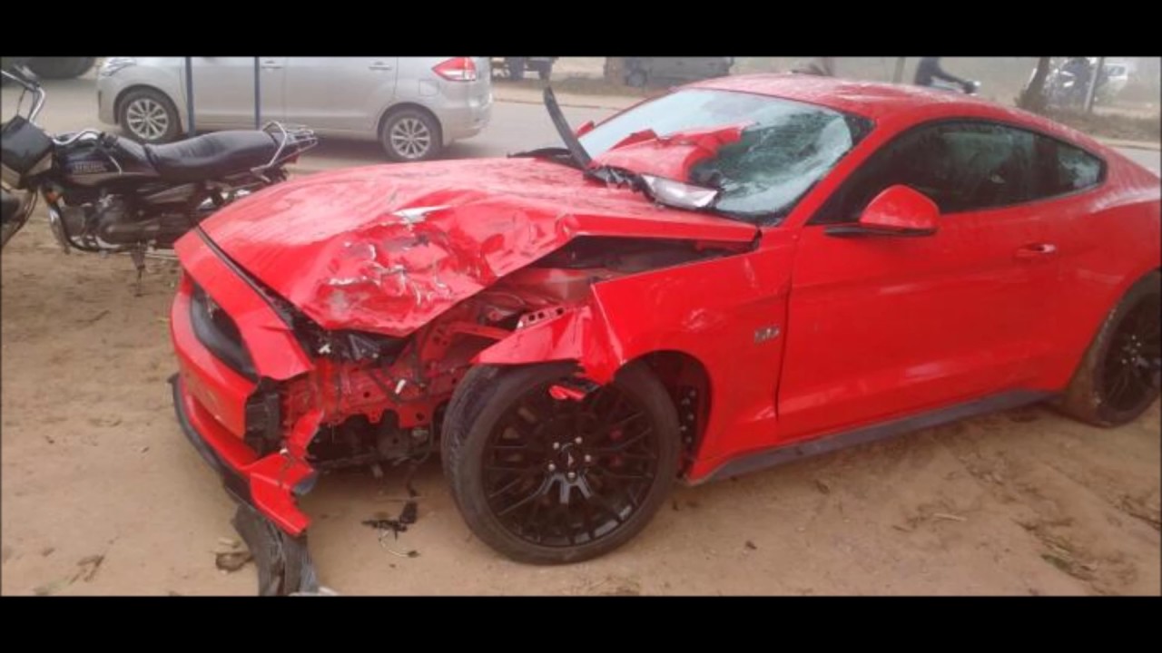 Ford Mustang Crashed In INDIA - YouTube