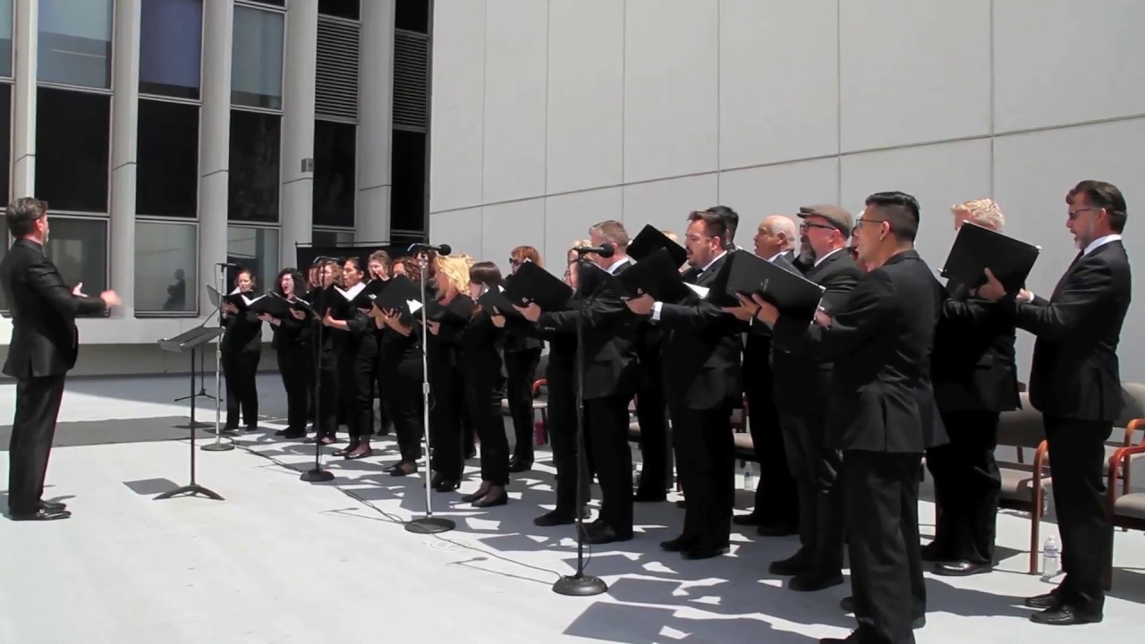 Angeles Chorale- Star Spangled Banner for the FBI Memorial - YouTube