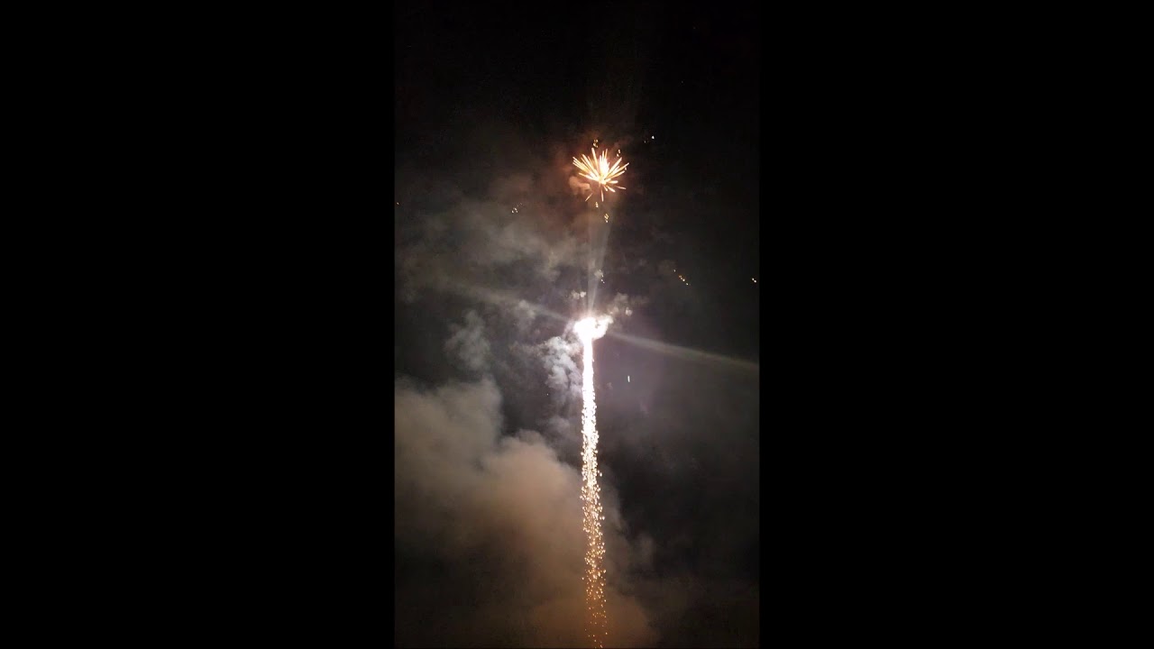 2018 hand lit firework show - YouTube