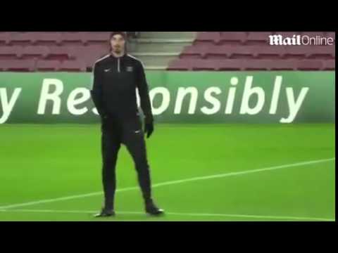 Zlatan Ibrahimovic pulls off a casual...