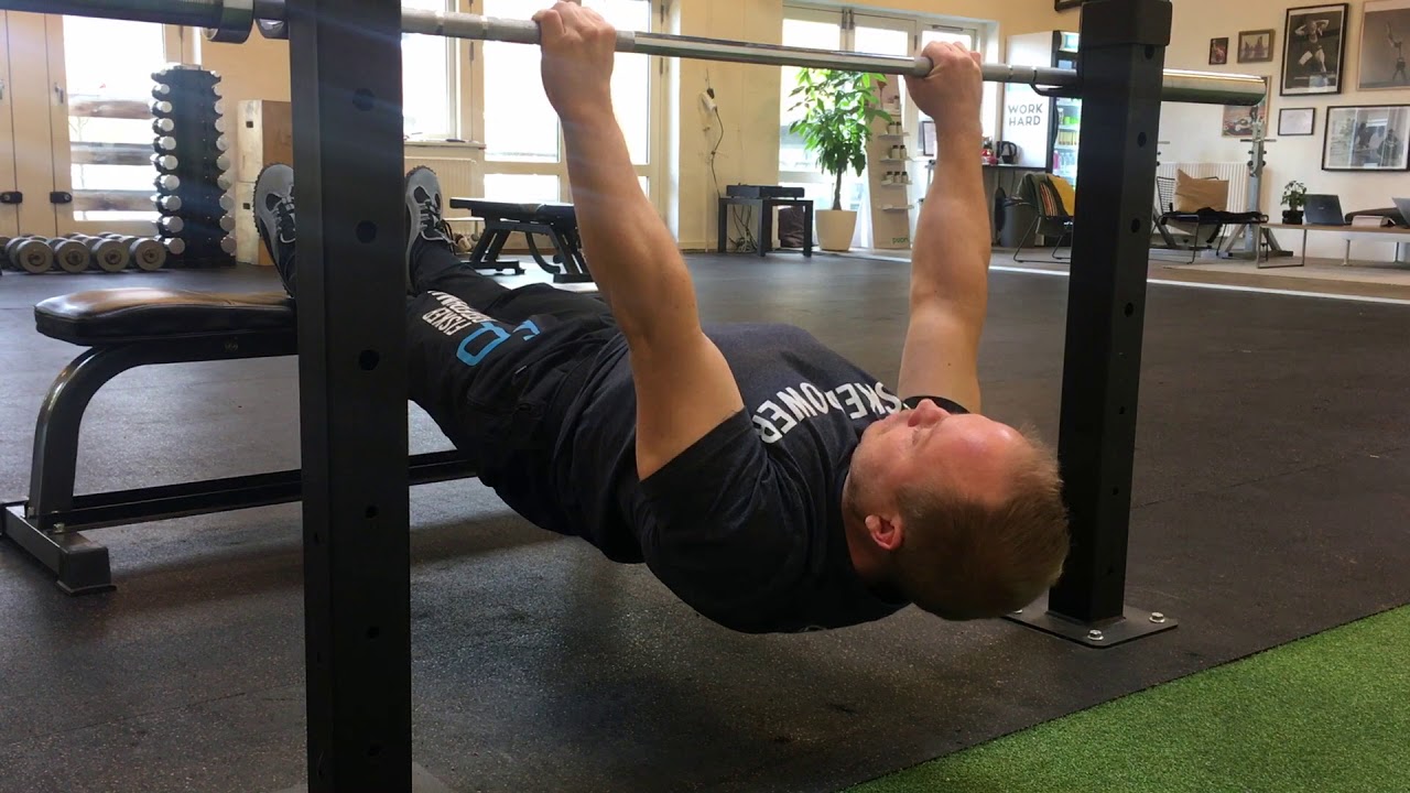 Horizontal scapular retractions - YouTube