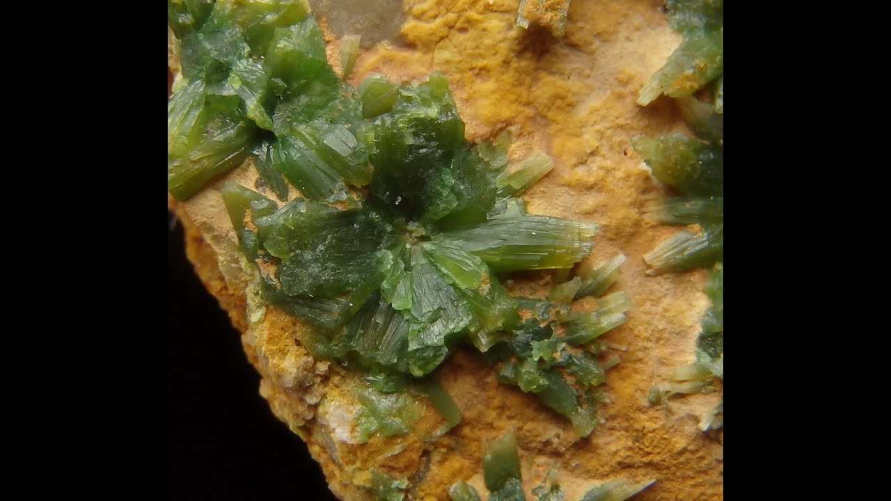 185637161723 PYROMORPHITE - France, Vosges, Steinbach, Schletzenburg ...