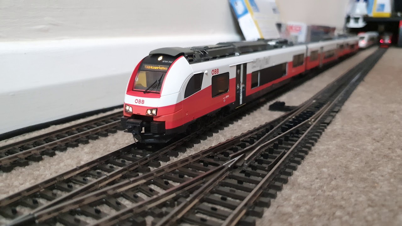 OBB CityJet Jägerndorfer JC48402 HO model on Marklin track - YouTube