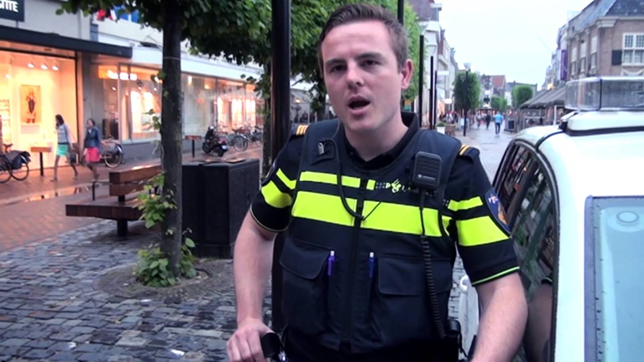 #REGIOFM - Beschikbaarheids-dienst Politie Team Twente West - YouTube