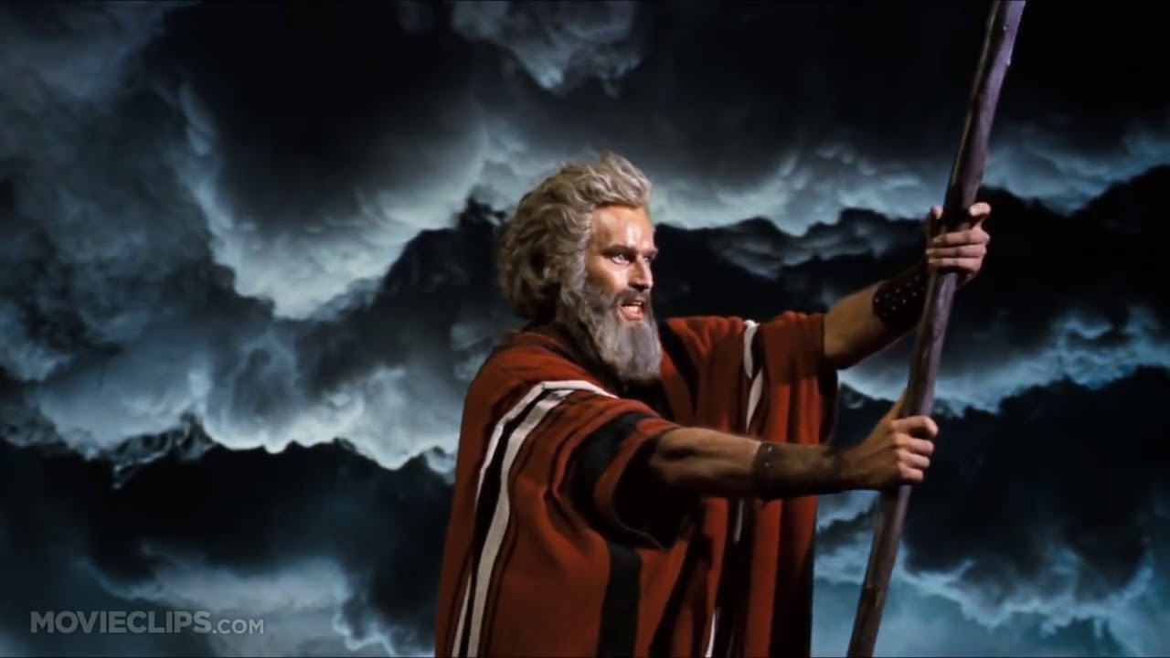 Moses miracle - YouTube