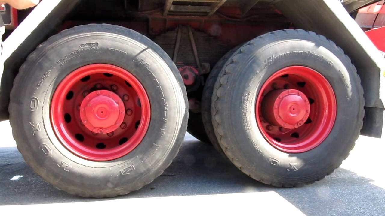 MB 3535 Luna Autokran II - YouTube