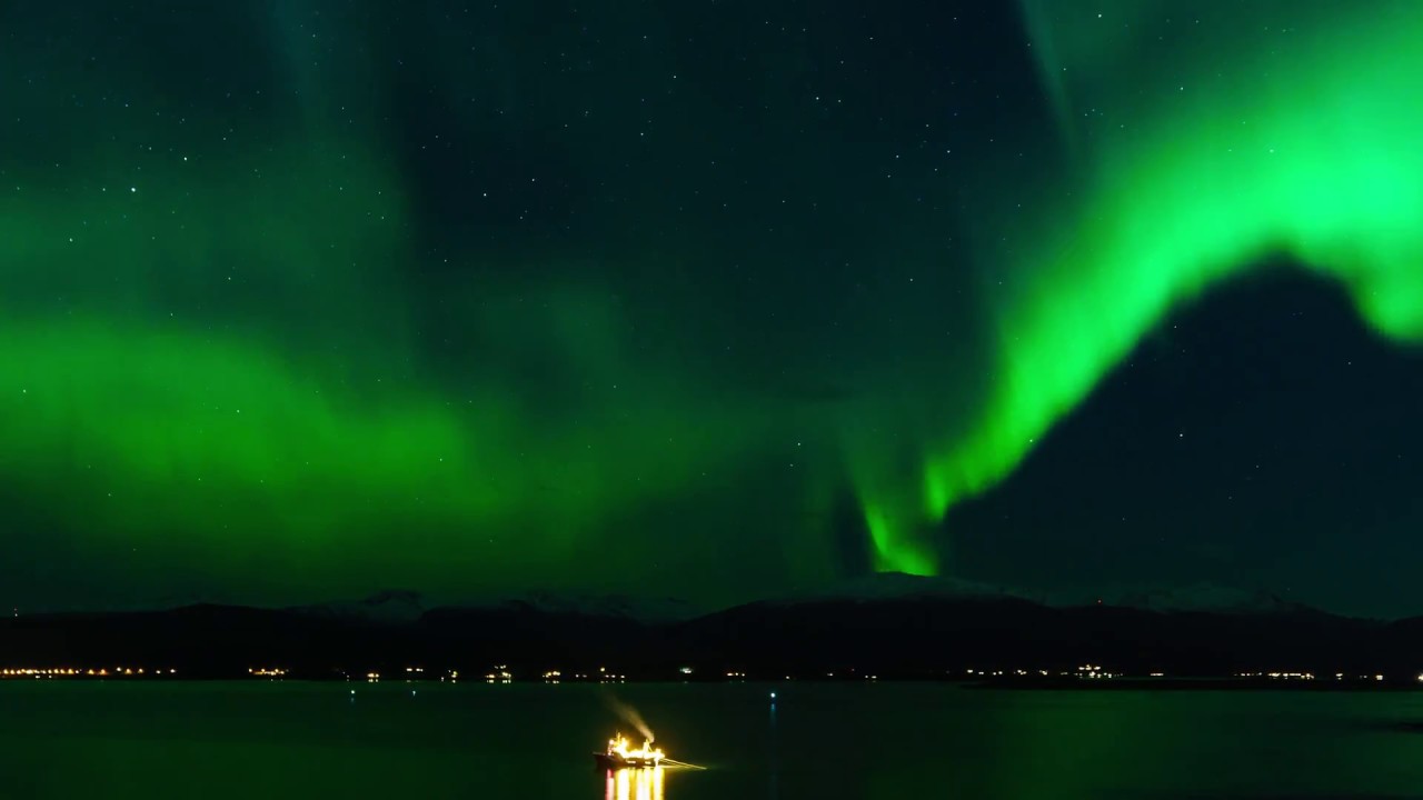 Tromso Norway Northern Lights October | Shelly Lighting