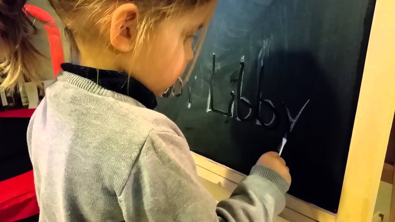 Libby writing her name - YouTube