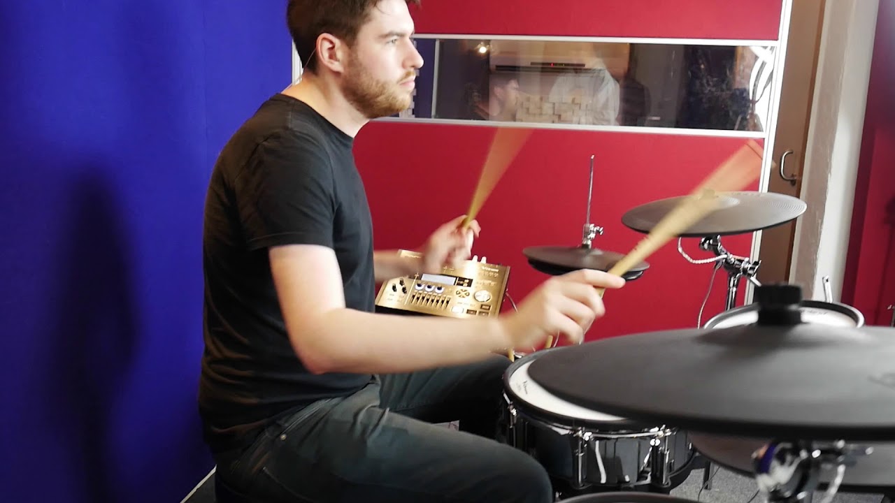 Toontrack Superior Drummer 3 - playing Classic Rock on the Roland TD50 ...