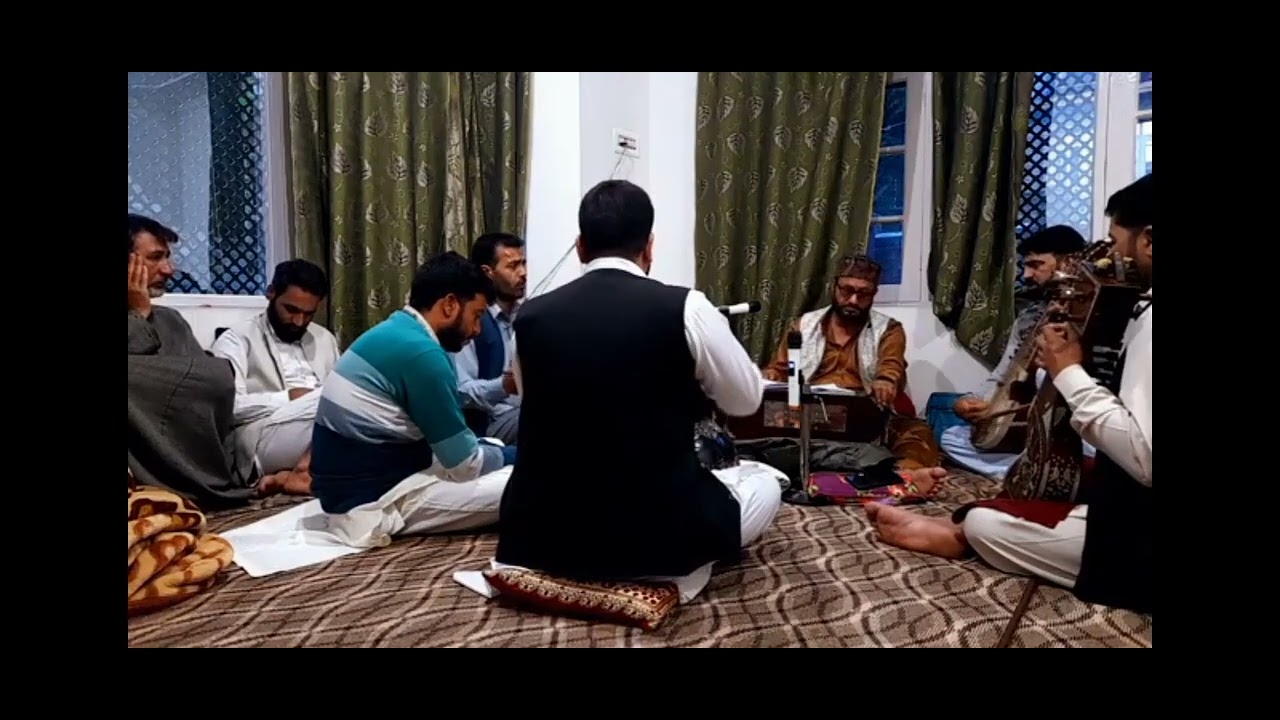 Lyrics ..Farooq Ah Matto singer..Gulzar ah Ganaie - YouTube