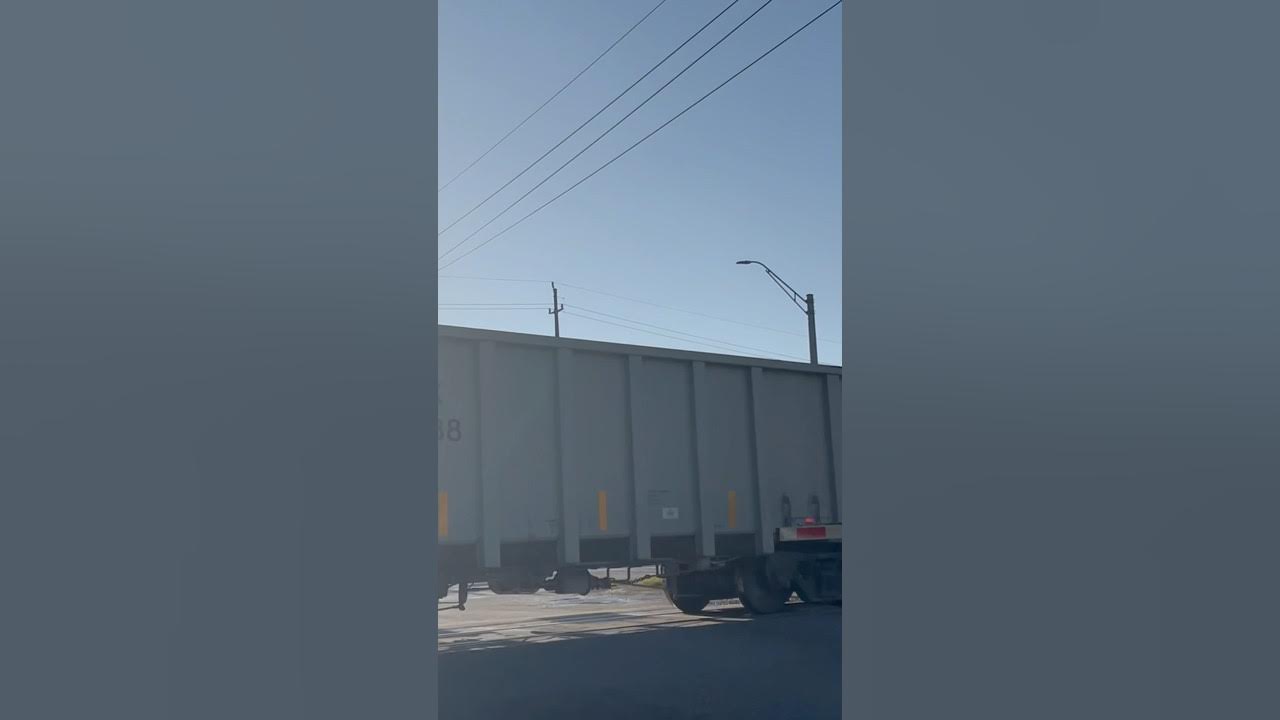 UP 7143 Lead Rock Train - YouTube